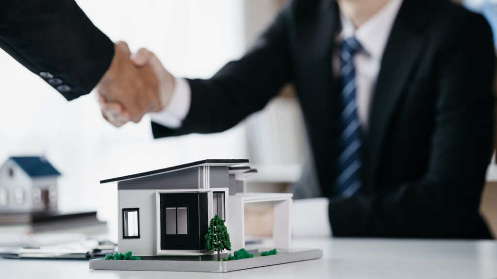 BlackRock hires global co-heads of real estate - Alternative Credit ...