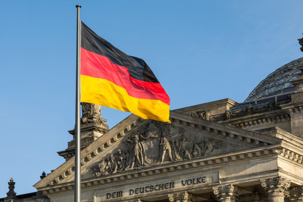 DWS, Deutsche Bank and Al Mirqab launch €1bn German mandate ...